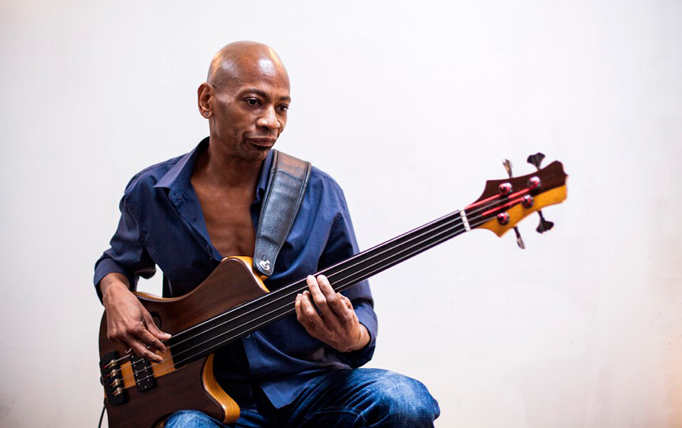 Reggie Washington, David Gilmore et Yul en trio > le 27 à la Mesón ...